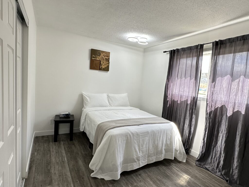 HOME - Pickle Lake bnb